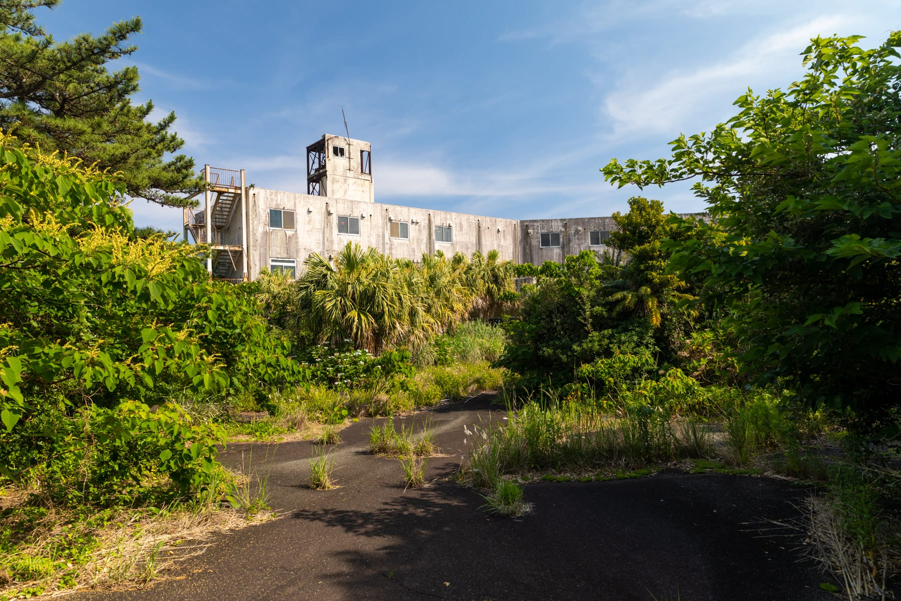 Haikyo: Abandoned Japan - The Beautiful Ruins of Japan